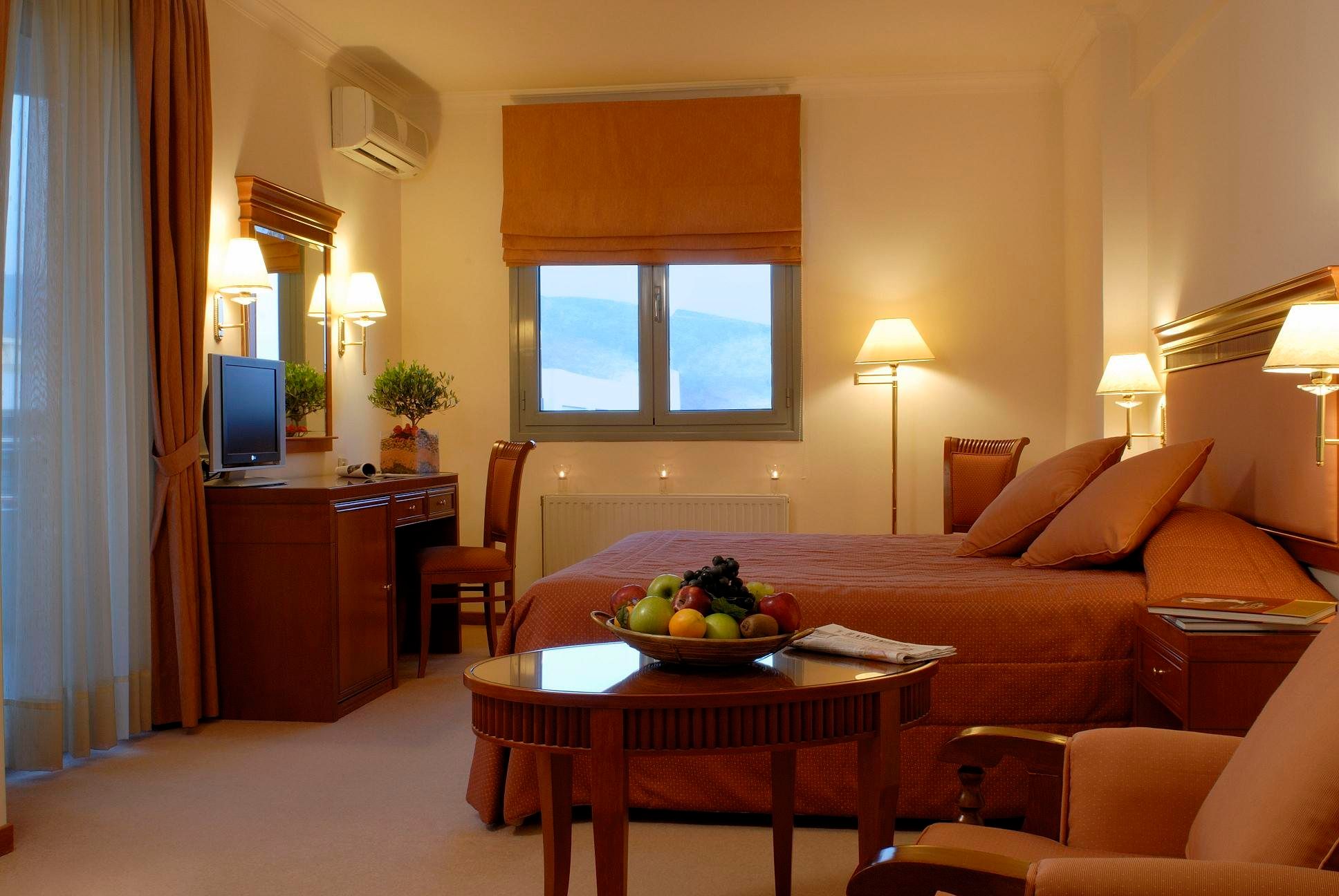 Athens Atrium Hotel And Suites เริ่มต้นที่ ฿2,831 (฿̶6̶,̶3̶6̶0̶) โรงแรม ...