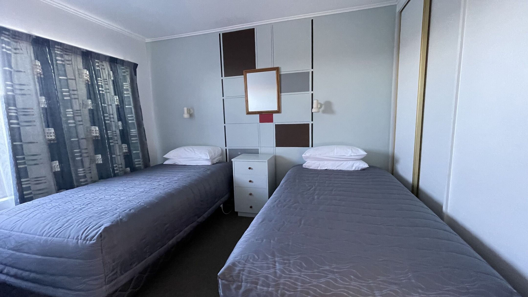 Alpine View Motel เริ่มต้นที่ ฿2,638 (฿̶3̶,̶4̶5̶9̶) ไคคูรา โมเทล - KAYAK