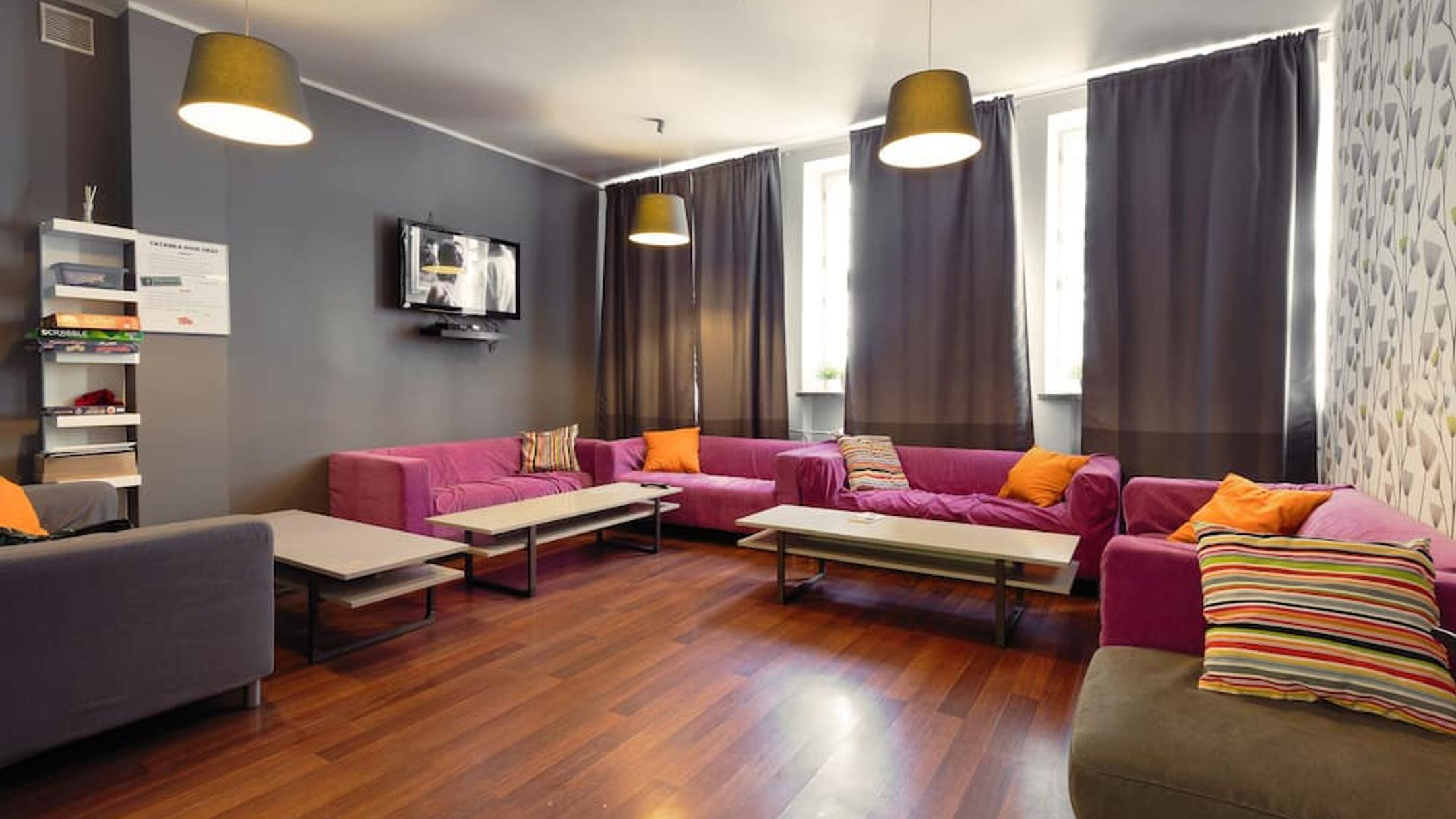 Tatamka Hostel เริ่มต้นที่ ฿337 (฿̶3̶,̶3̶7̶7̶) วอร์ซอ โฮสเทล - KAYAK