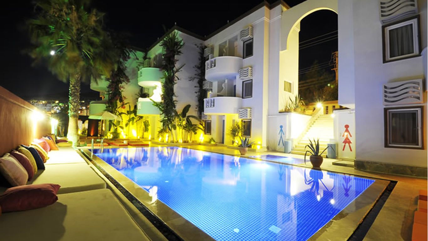 La Brezza Suite & Hotel เริ่มต้นที่ ฿215 (฿̶4̶,̶8̶8̶7̶) โรงแรม โบดรัม ...